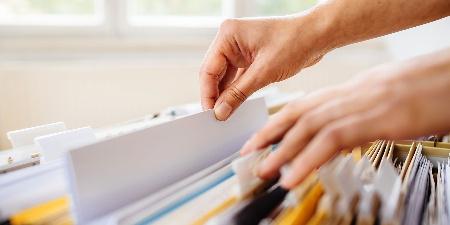 How to track down a will when a loved one passes away suddenly - Which?