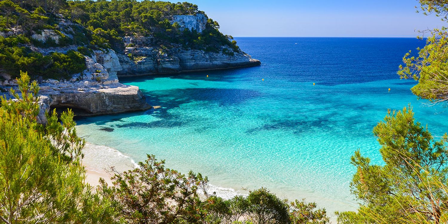 Where's hot in April for a last-minute holiday? - Which? News