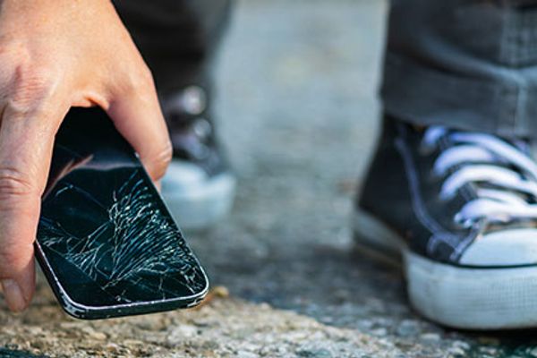 Mobile phone repair: cheapest way to fix an iPhone or Android ...