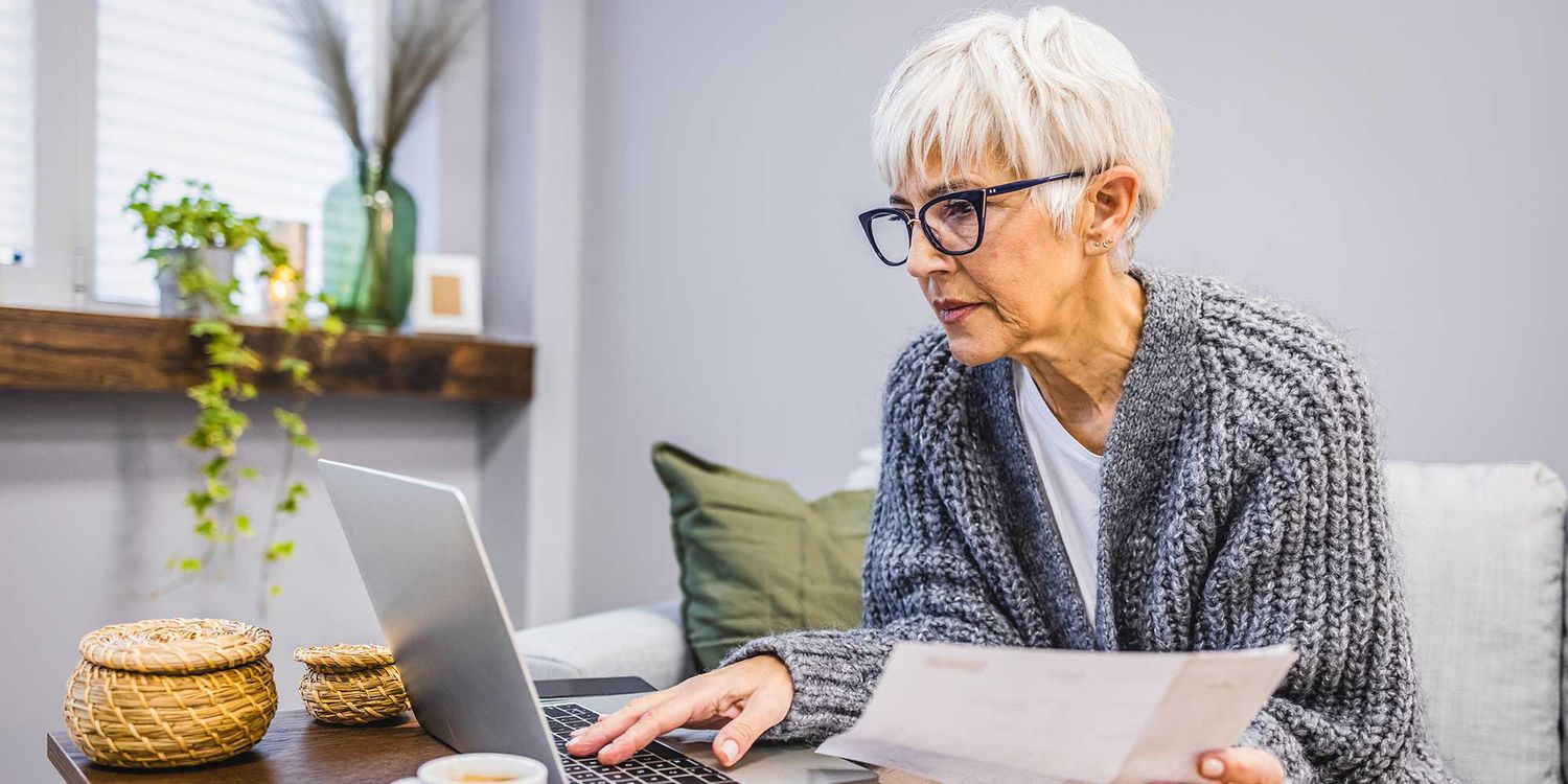 Record number of savers drawing down at rates above ‘safe’ limit – are ...