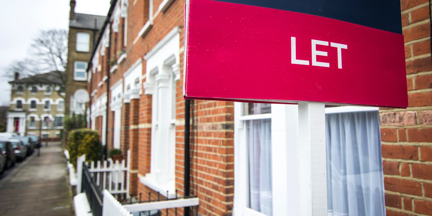 Renters targeted by scammers on SpareRoom and Facebook - Which?