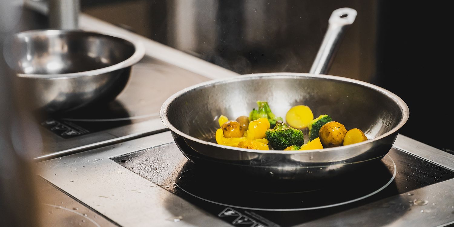 How to buy the best stainless steel pans - Which?