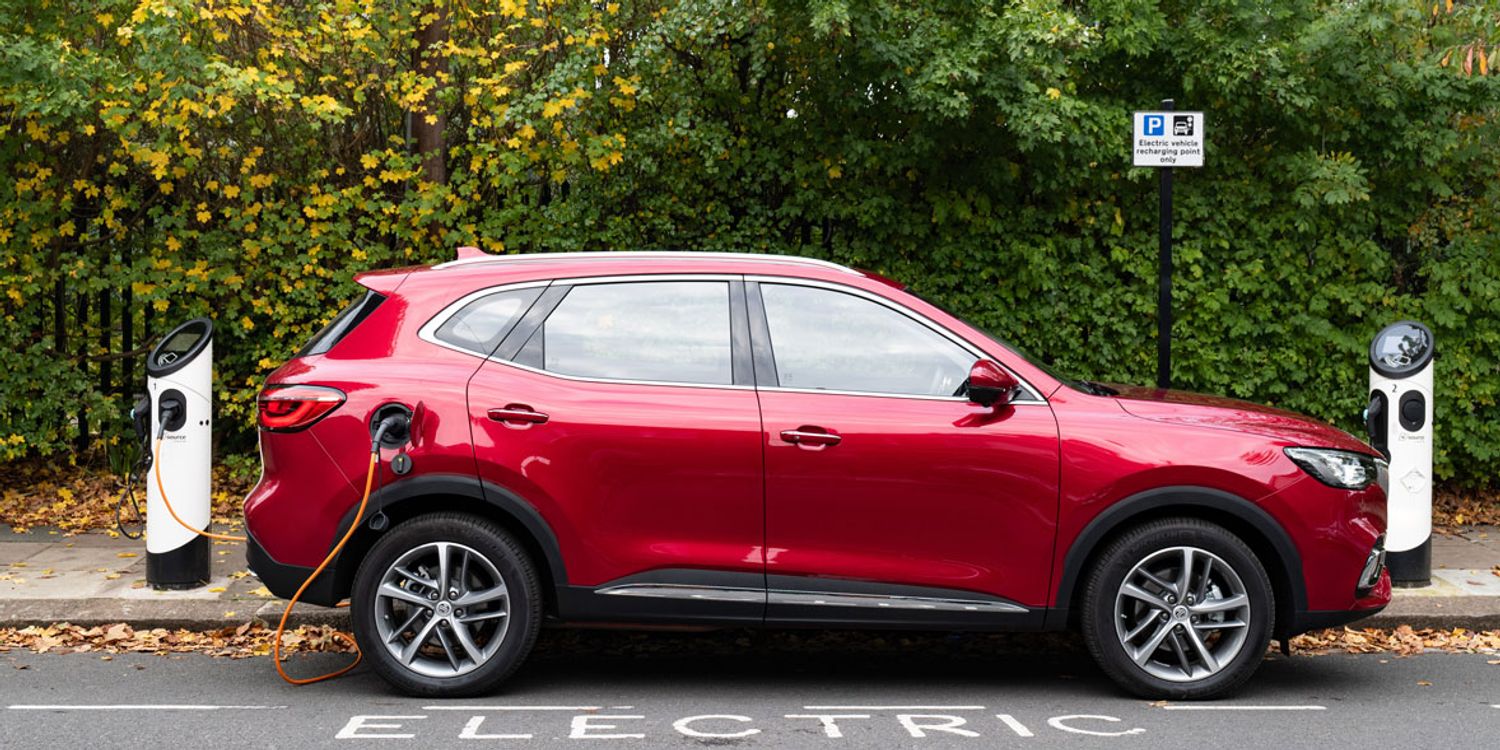 Best hybrid SUVs for 2025: expert picks from our labs - Which?