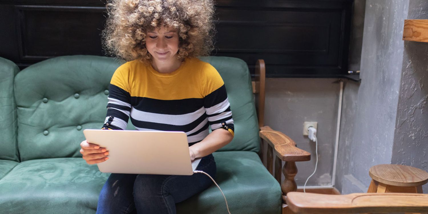 How to connect your laptop or MacBook to a TV - Which?