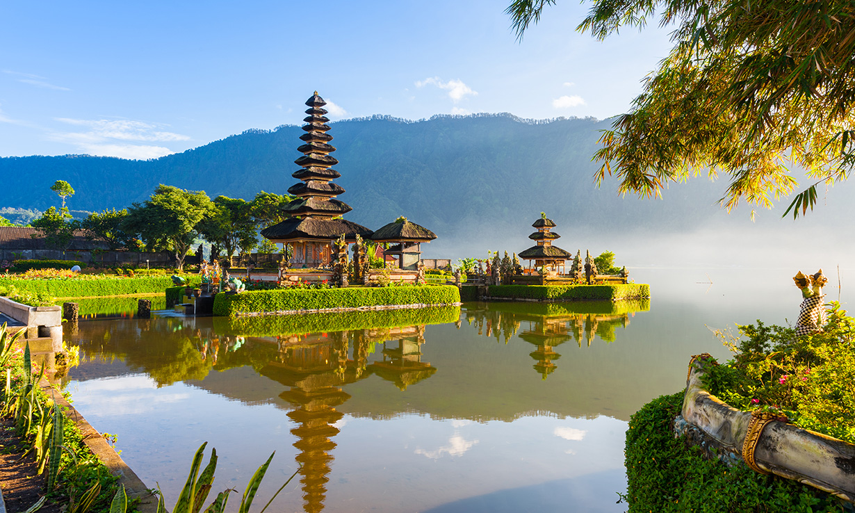 Where's hot in April for a last-minute holiday? - Which? News